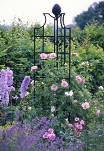 High-quality Garden Obelisks & Rose Pillars ~ Classic Garden Elements