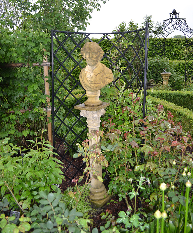 Exedra Halfround Trellis ~ Classic Garden Elements UK