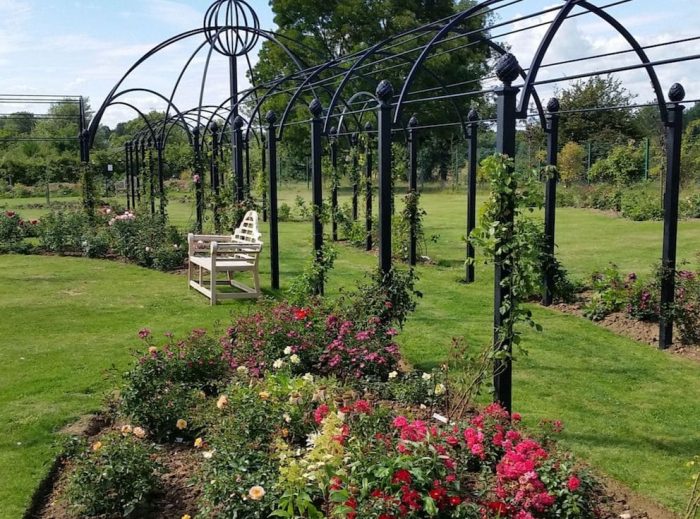 Metal Archways for Gardens of Any Size - Metal Arcades and Greenery